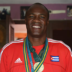 Félix SAVÓN Biography, Olympic Medals, Records and Age
