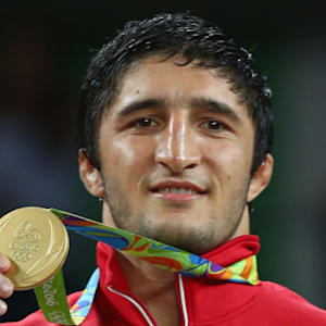 Abdulrashid SADULAEV バイオグラフィー、オリンピックメダル、記録と年齢