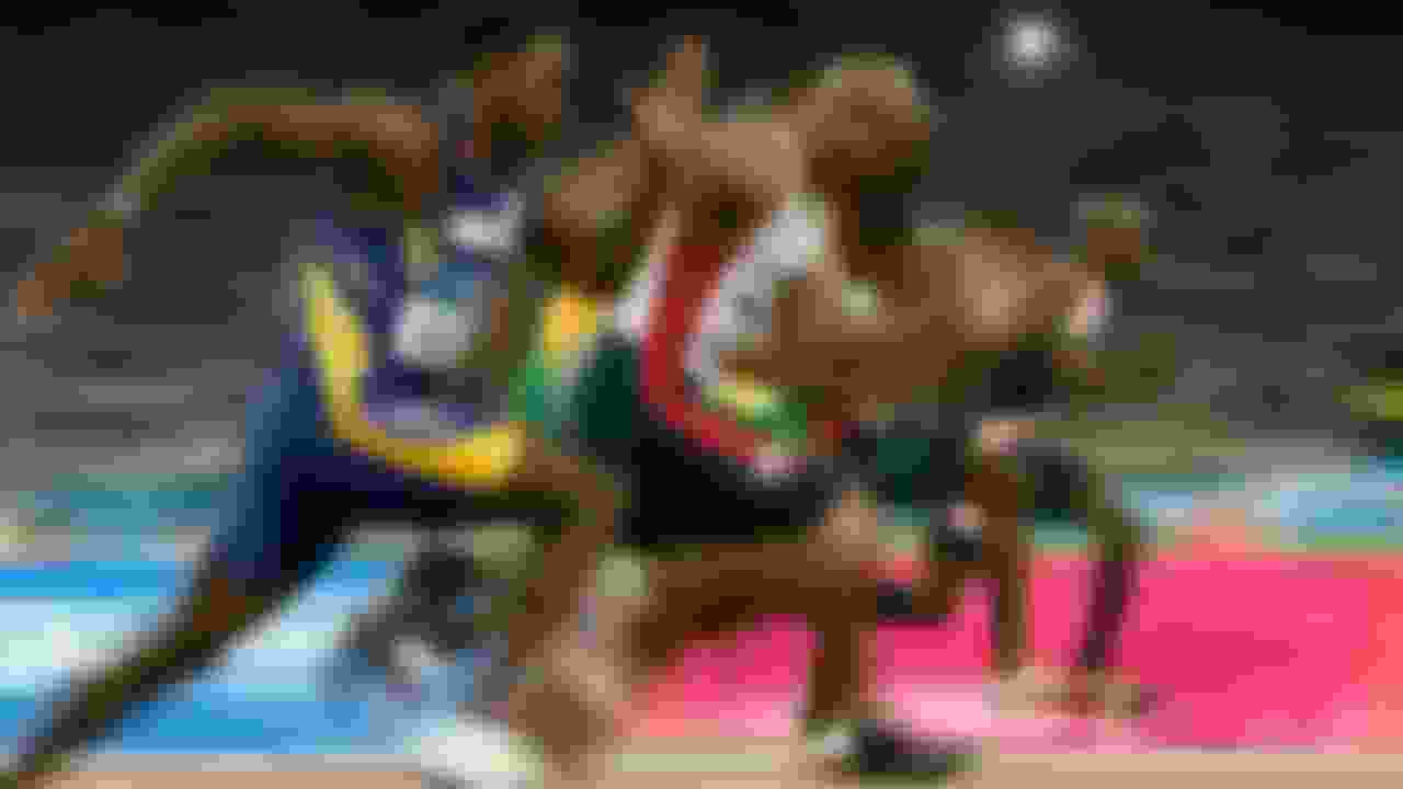 Obadele Thompson wins first ever medal for Barbados | Sydney 2000