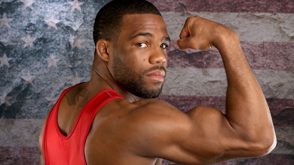 Jordan Burroughs reignites idea of MMA fight: Wrestling champ doesn't ...