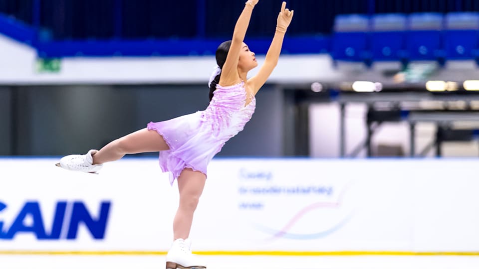Figure skating - Junior Grand Prix Final: Shimada Mao captures title