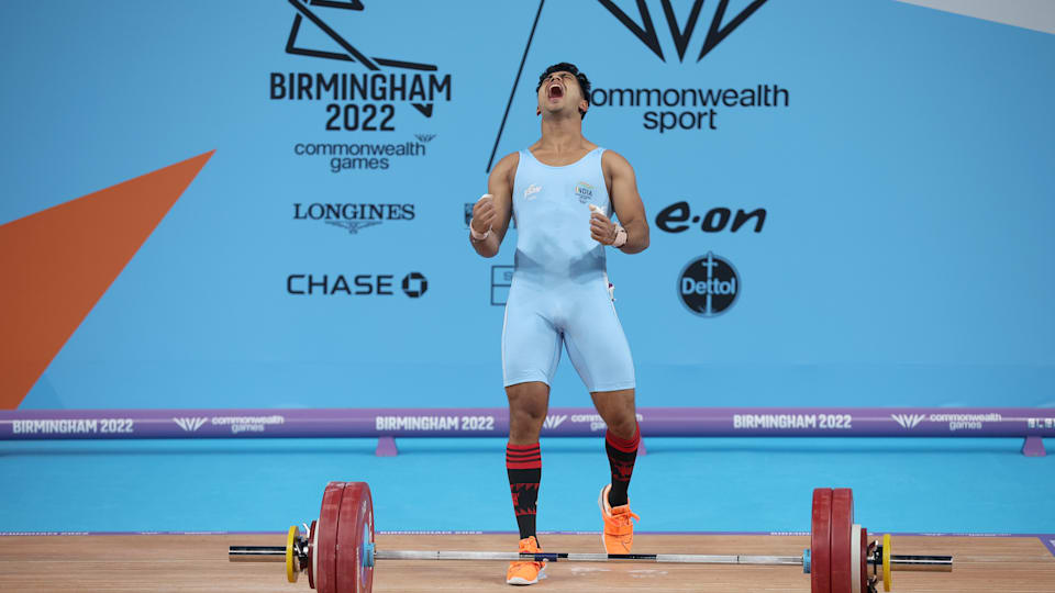 Achinta Sheuli wins weightlifting gold at Commonwealth Games 2022