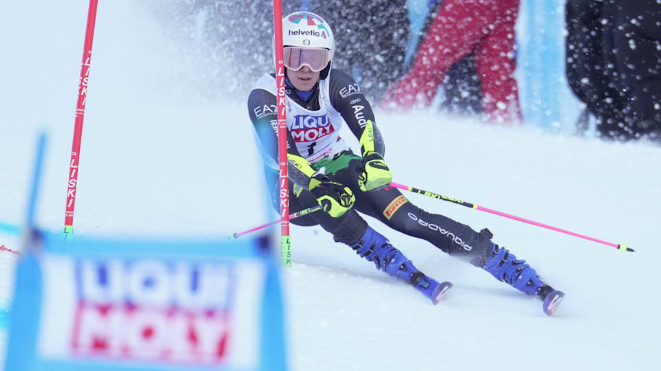 Alpine skiing: Marta Bassino wins giant slalom on home snow at ...
