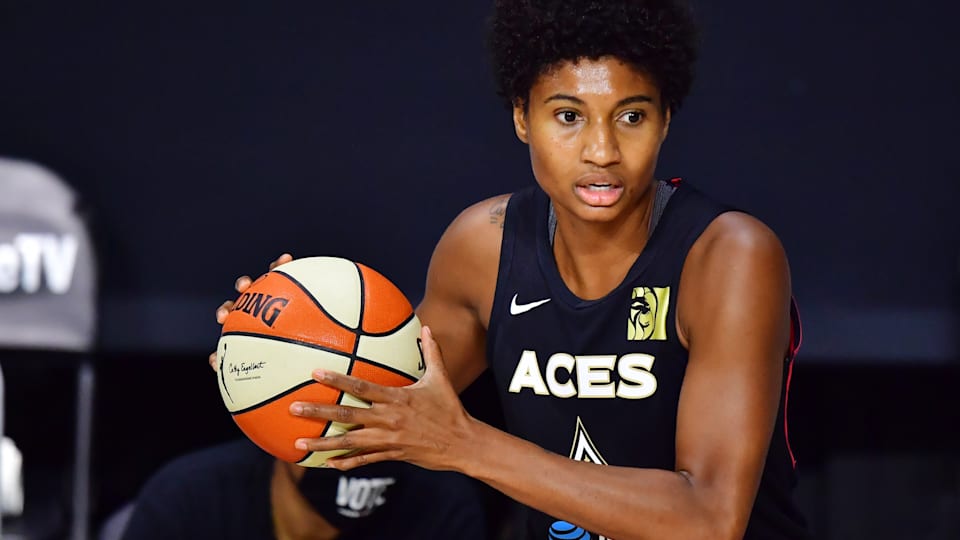 Angel McCoughtry