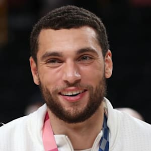 Zach LAVINE Biography, Olympic Medals, Records and Age