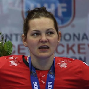 Jennifer WAKEFIELD Biography, Olympic Medals, Records and Age