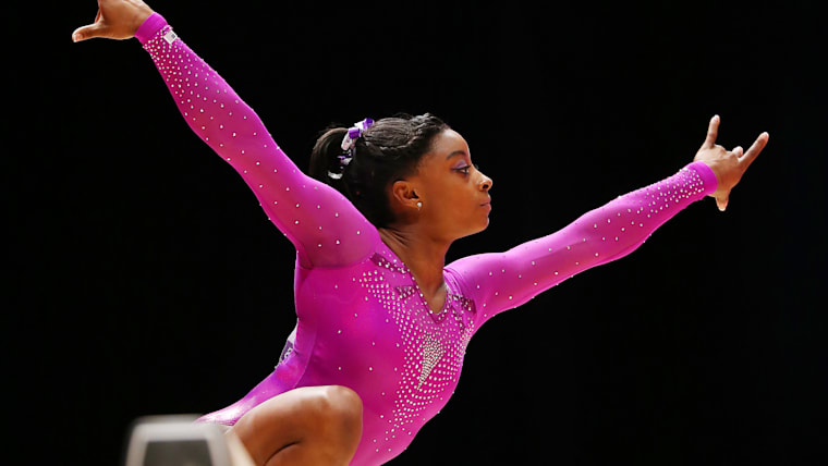 Simone Biles defends World title on beam in 2015