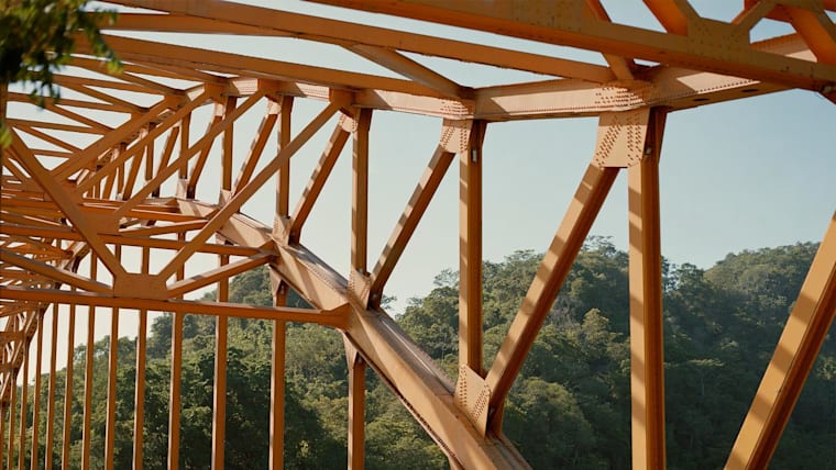 Gallery Luis Alberto Rodriguez