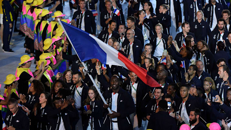 Les porte-drapeaux de la France aux Jeux Olympiques d'été