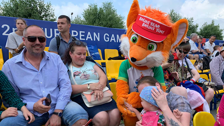 Lesik the fox out and about in Minsk