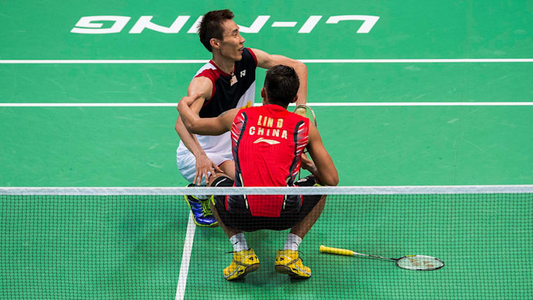 Lin Dan wins his fifth men's singles badminton world title in Guangzhou ...
