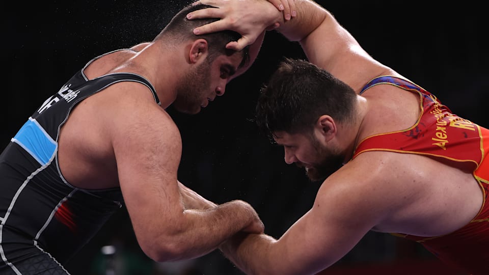 Wrestling photos - Day 10