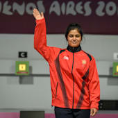 Manu Bhaker reunites with shooting coach Jaspal Rana