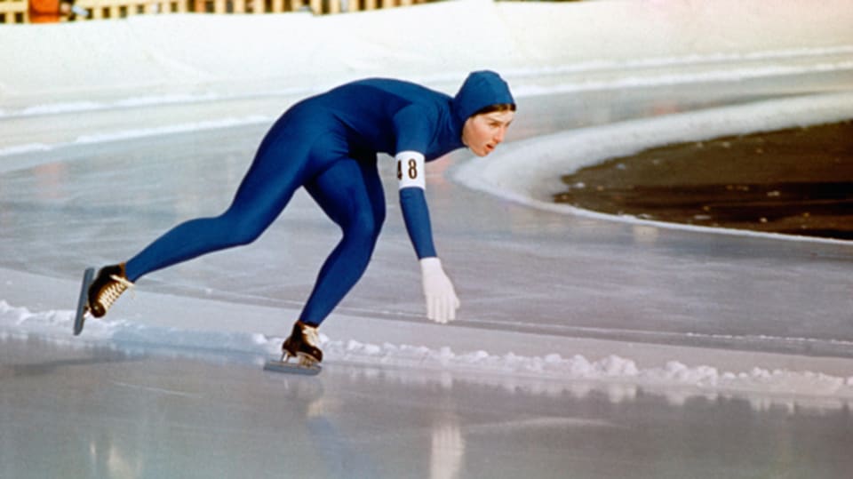 Speed skater Young caps fairytale games with a medal of each colour ...