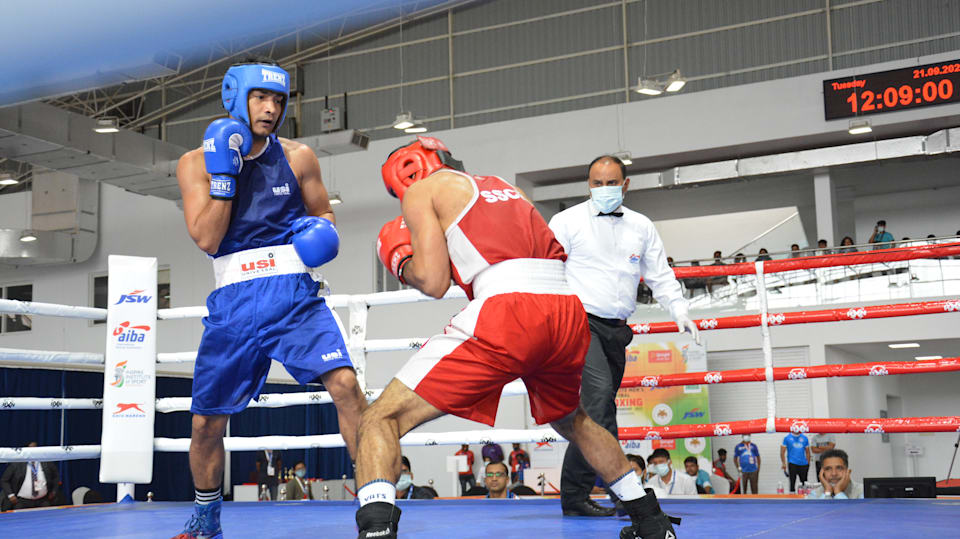 Shiva Thapa wins gold medal at national boxing championships 2021