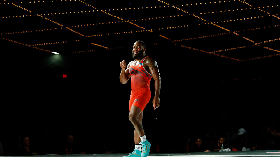 Wrestling Worlds: Jordan Burroughs golden again, claims sixth global title