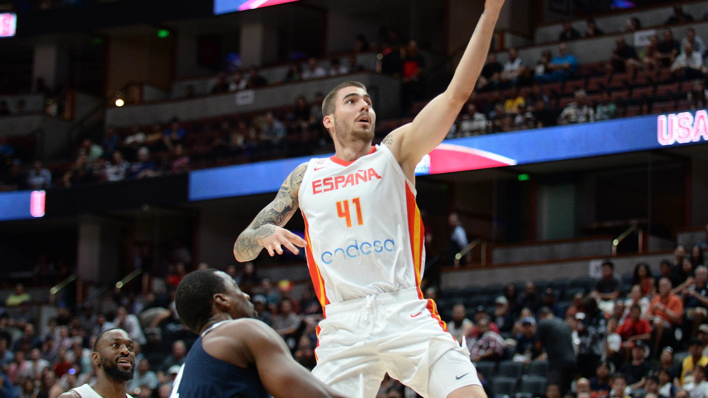 Famous Hispanic Basketball Players