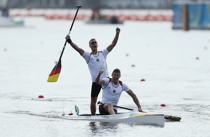Golden ending to multi-medallists in canoe sprint - Olympic News