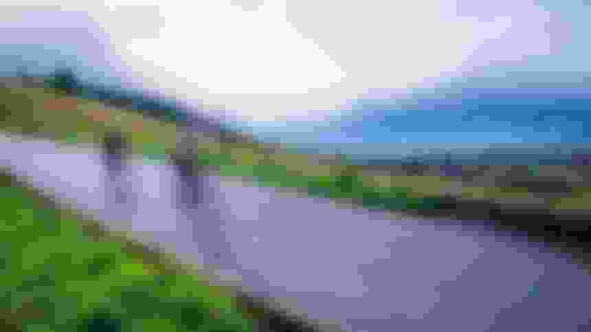 Afghan women's cycling: Sisters Fariba and Yulduz Hashimi dominate road ...