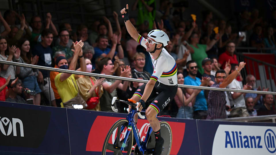 Elia Viviani è bronzo nell'eliminazione ai Mondiali di ciclismo su ...