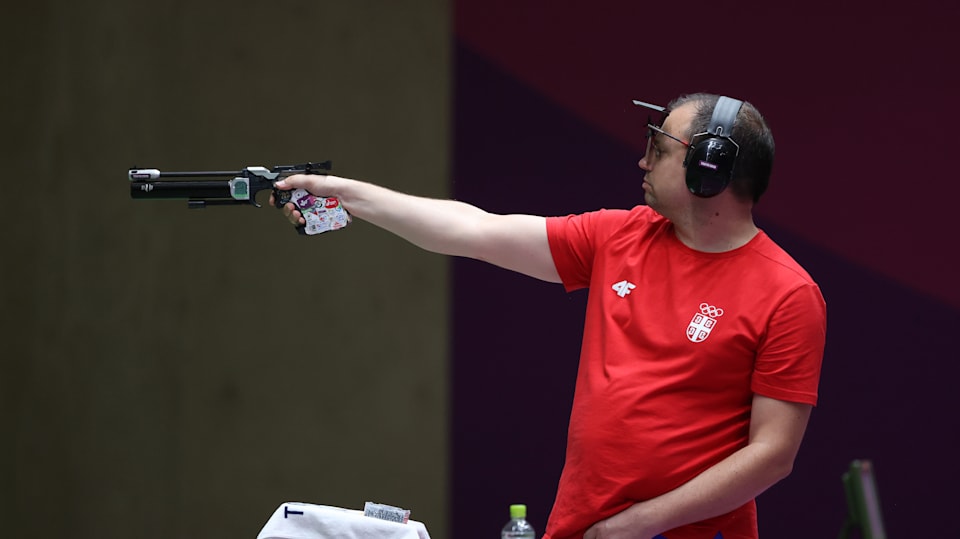 2023 European Championships 10m: Damir Mikec and Anna Korakaki strike ...