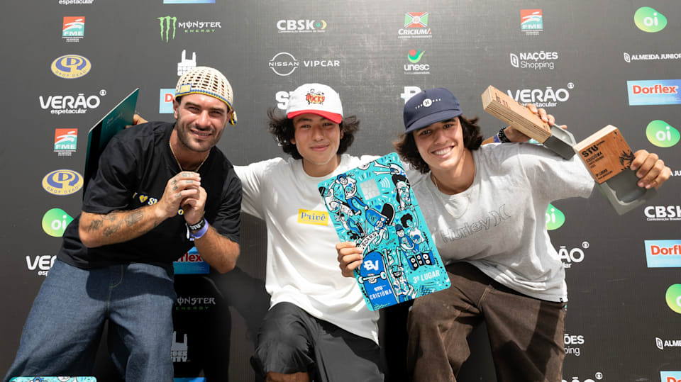 Augusto Akio e Dora Varella vencem primeira etapa do STU de skate park