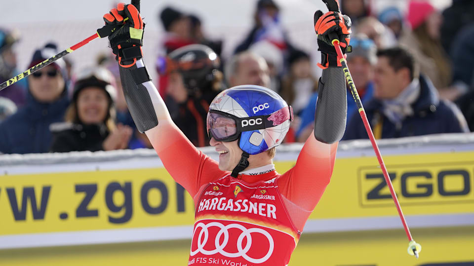 Alpine skiing: Marco Odermatt dominates giant slalom in Val d’Isere
