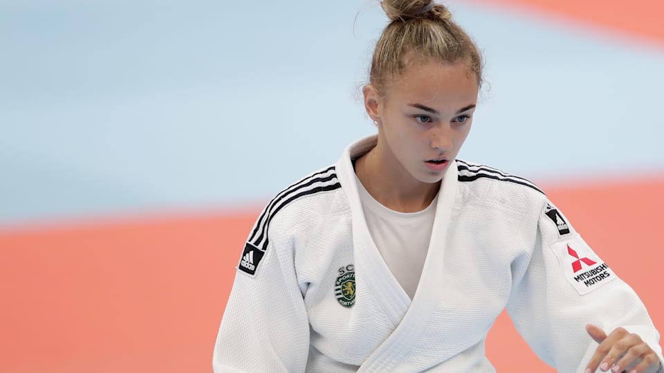 Teen Daria Bilodid channels aggression to retain her world judo crown