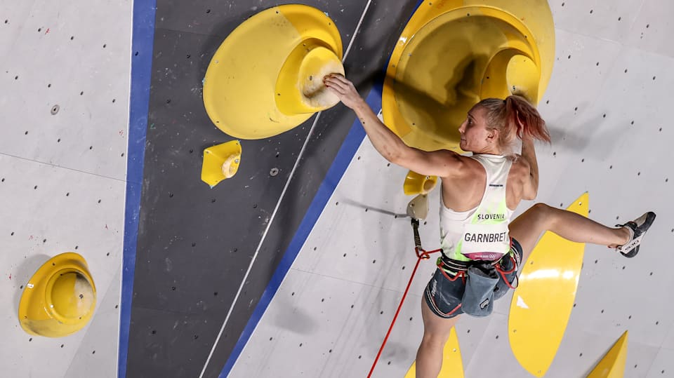 Janja Garnbret qualifies 5th at Lead Climbing World Cup in Kranj