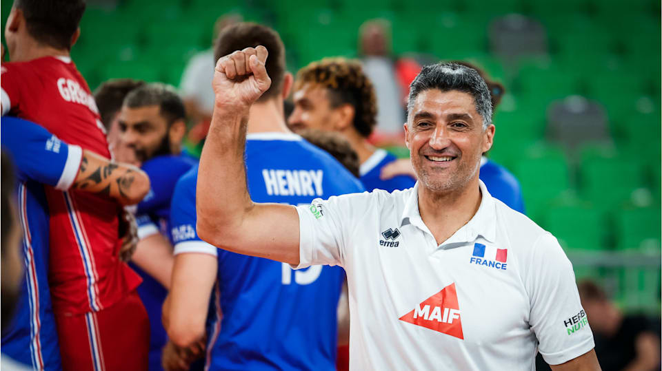 Mondiaux de volley : Qui Andrea Giani, le coach italien de l’équipe de ...