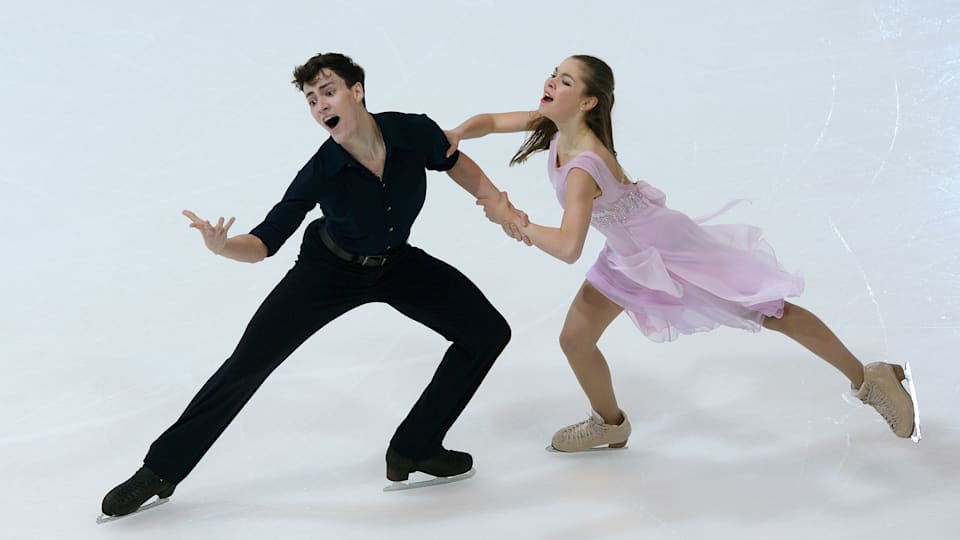 Anastasia Shpilevaya and Grigory Smirnov take ice dance gold - Olympic News