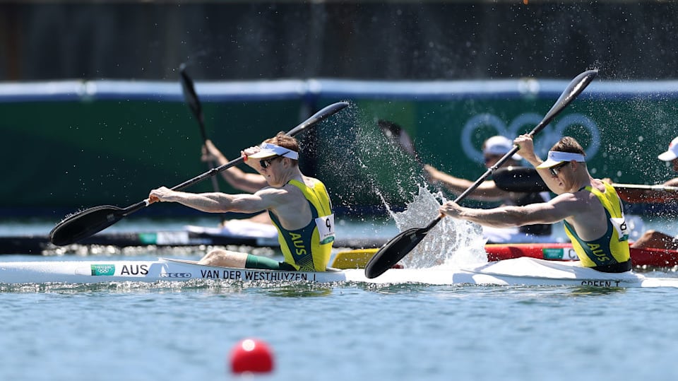 Australia win the men's kayak double 1000m