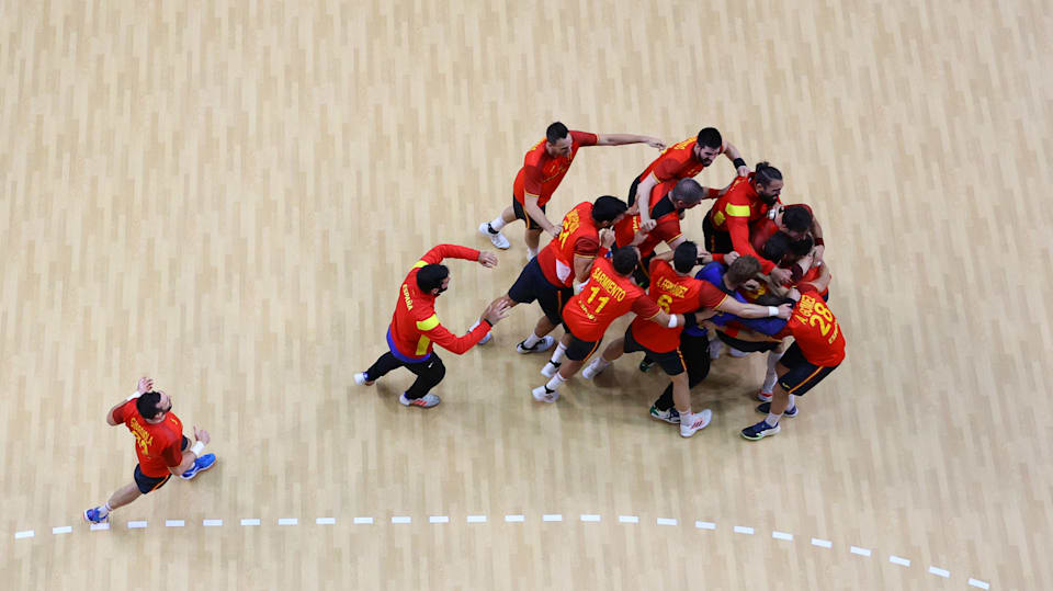 Spain beats Egypt in men's handball bronze-medal thriller