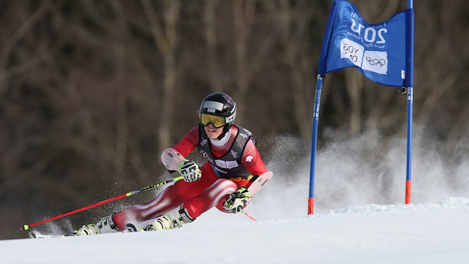 Emotions run high for Swiss Misses at giant slalom - Olympic News