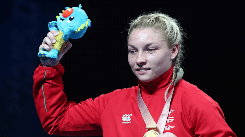 Lauren Price talks training, Tokyo, and putting off turning pro