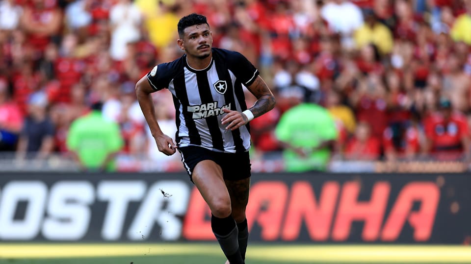 Tiquinho Soares: quem é, onde nasceu e em que clubes jogou o artilheiro ...