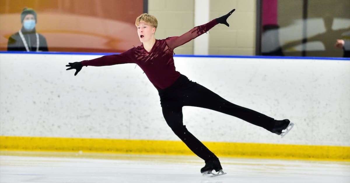 Figure skater Stephen Gogolev launches senior campaign at Skate Canada 2022