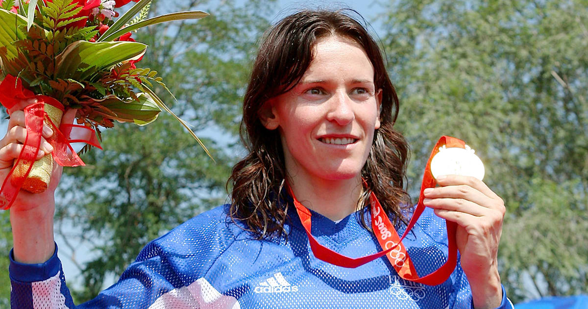 Anne-Caroline Chausson wins the Women's BMX gold medal | Beijing 2008
