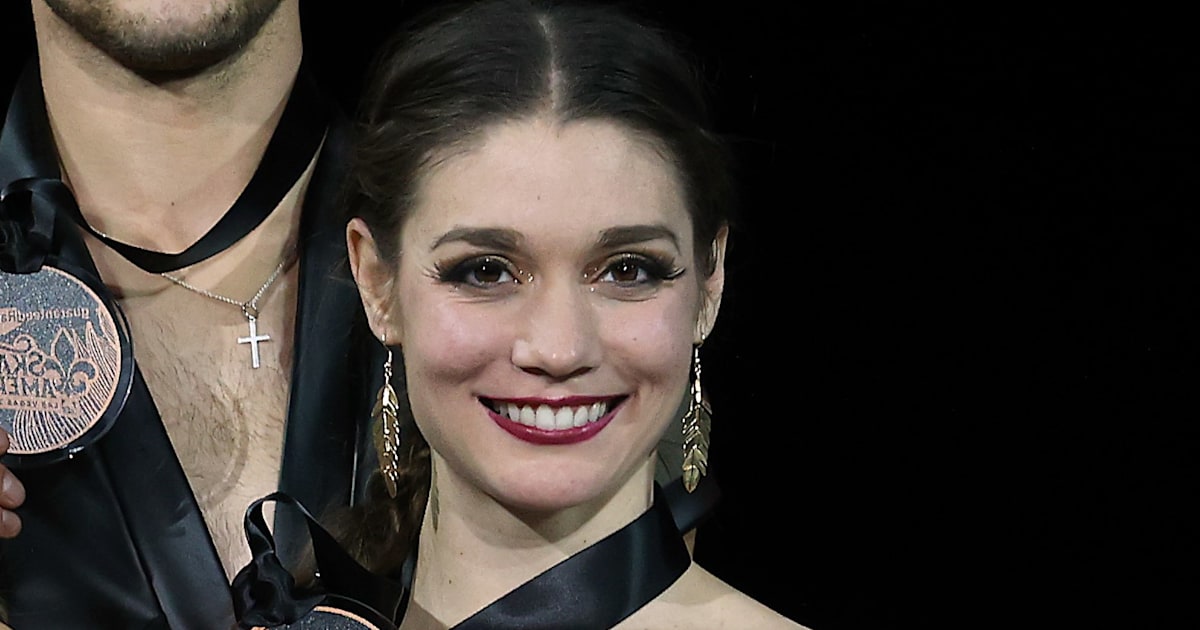 Laurence FOURNIER-BEAUDRY Biography, Olympic Medals, Records and Age