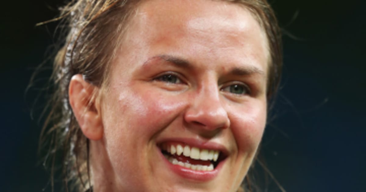Erica WIEBE Biography, Olympic Medals, Records and Age
