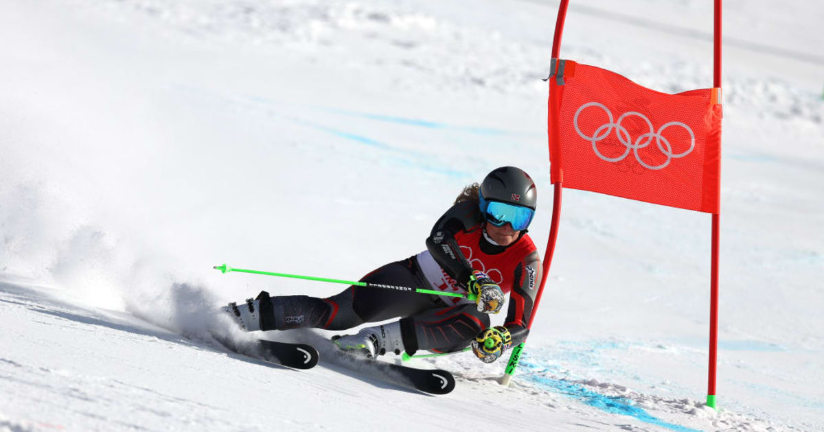 Women's Giant Slalom Run 1 - Alpine Skiing | Beijing 2022 Replays
