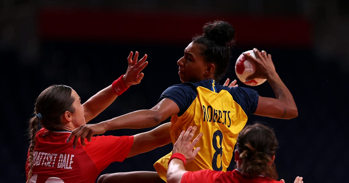 Handball photos - Day 16