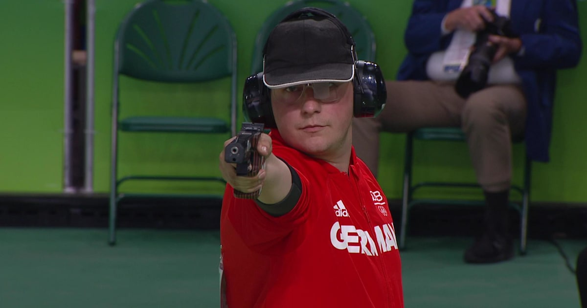 Reitz wins Shooting gold for Germany