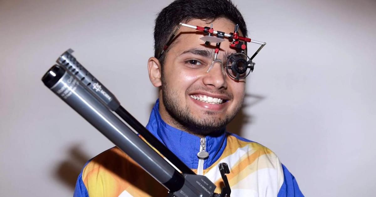 Manish Narwal sets new world record at Para Shooting World Cup