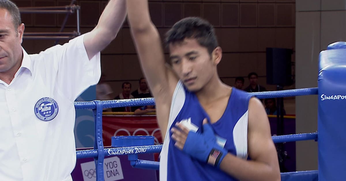 Hamid (SGP) v Hoorboyev (UZB) - Men's Boxing (48kg) | 2010 YOG Singapore