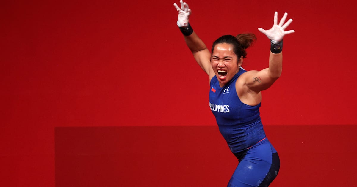Weightlifter Hidilyn Diaz wins first ever Olympic gold for Philippines