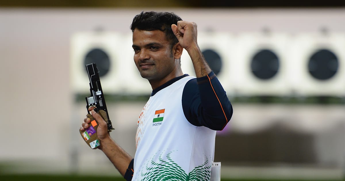 Olympic medallist Vijay Kumar returns to national shooting squad