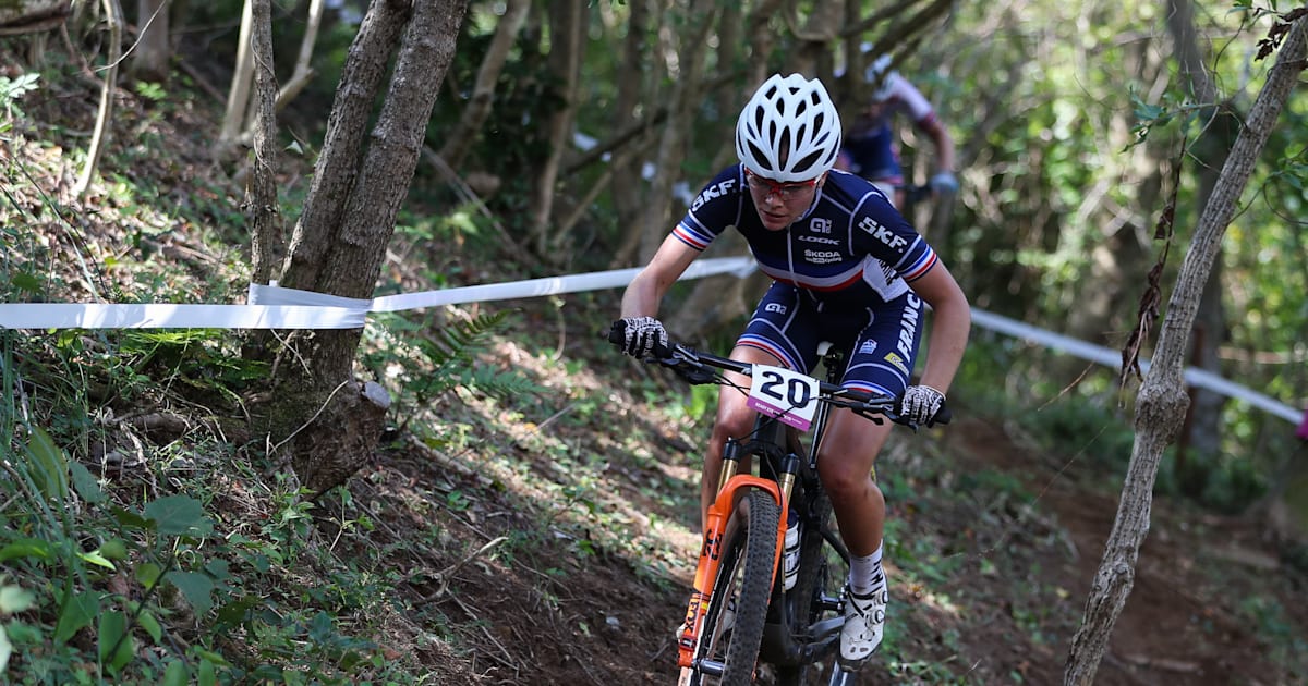 Loana Lecomte and Victor Koretzky take stunning wins at the UCI ...