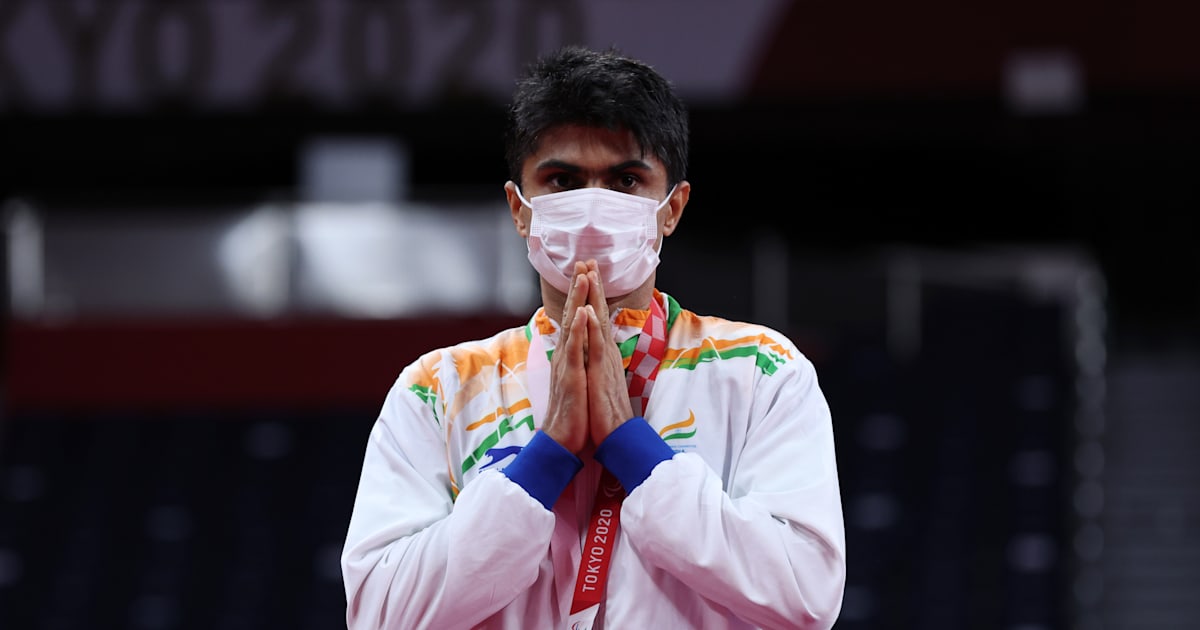 Paralympic Silver medallist Suhas Yathiraj breaks stereotypes; Says ...