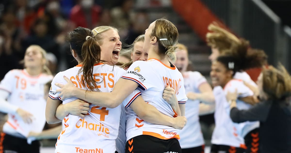 Late penalty seals Netherlands' first Handball Women's World Championship
